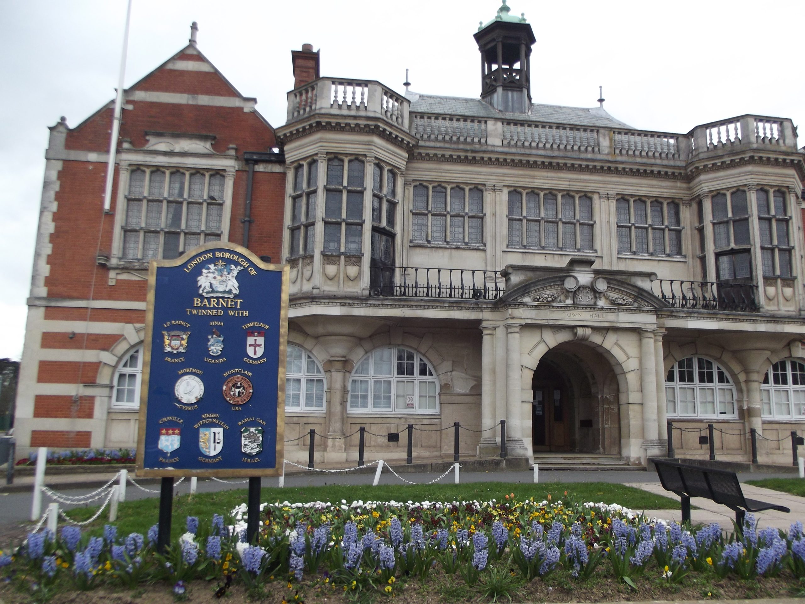 More public services set to return to council control - Barnet Post