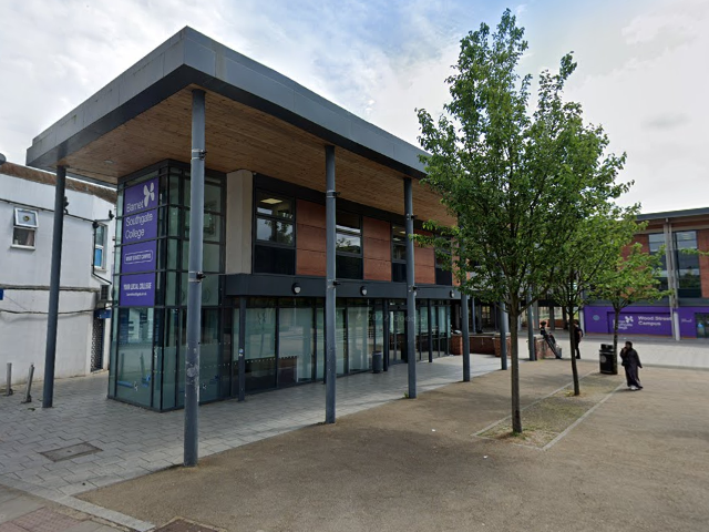 Union leaders call on Barnet college staff to strike - Barnet Post