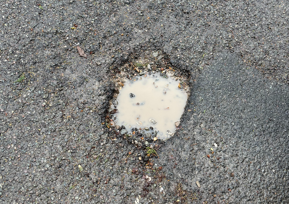 Villiers sets up pothole campaign - Barnet Post