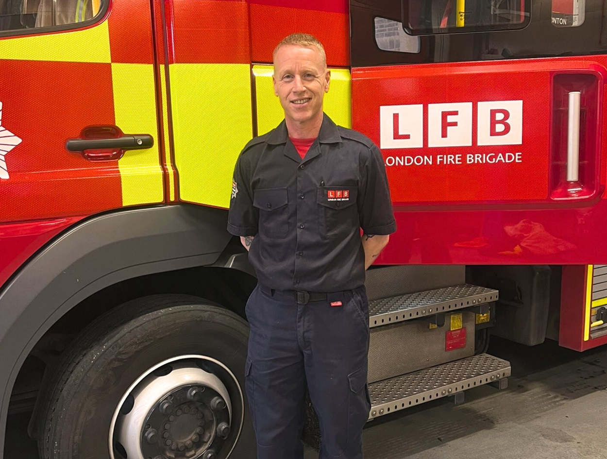 Firefighter to run more than 300 miles visiting London's fire stations ...