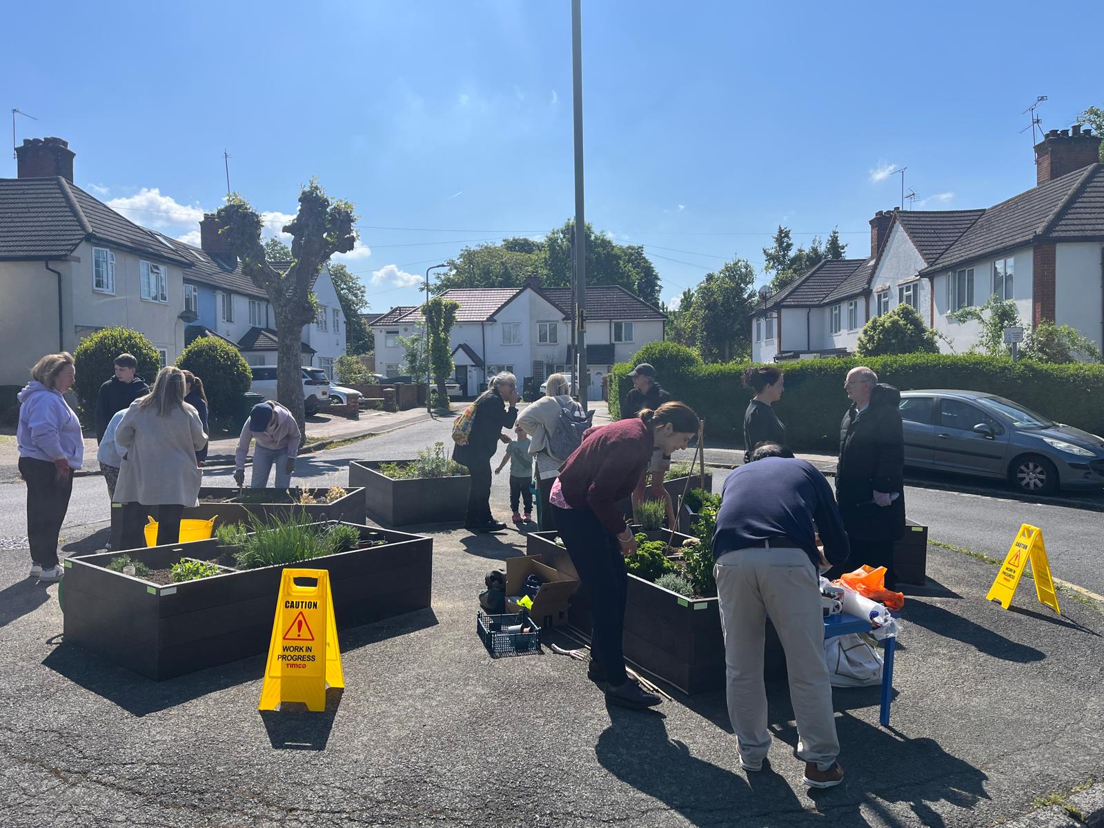 The Roundabout Garden NW2 is growing stronger - Barnet Post